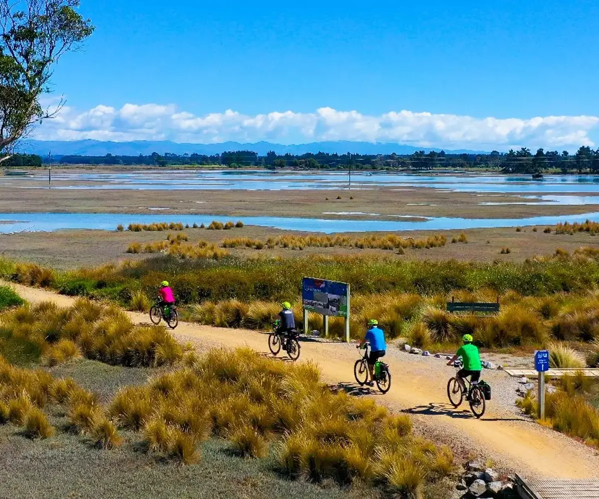 Best Oceania Bike Tours and E-Bike Tours | Art of Bicycle Trips (AoB)
